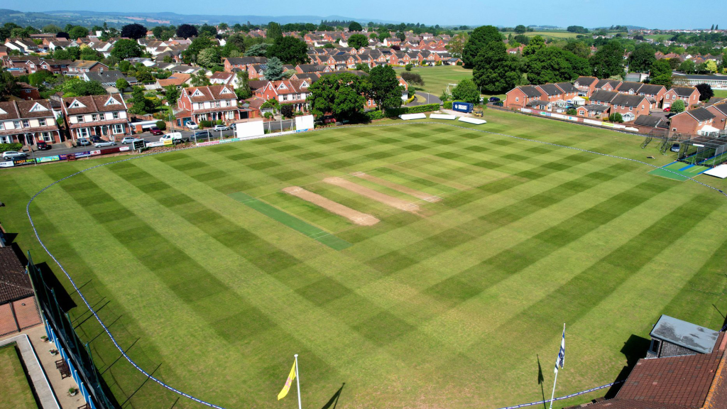 The Prettiest Grounds in Somerset - Somerset